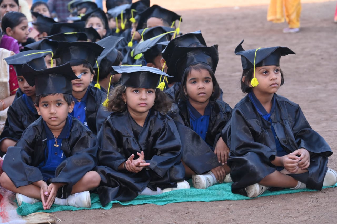 KILBIL E LEARNING SCHOOL||HOME